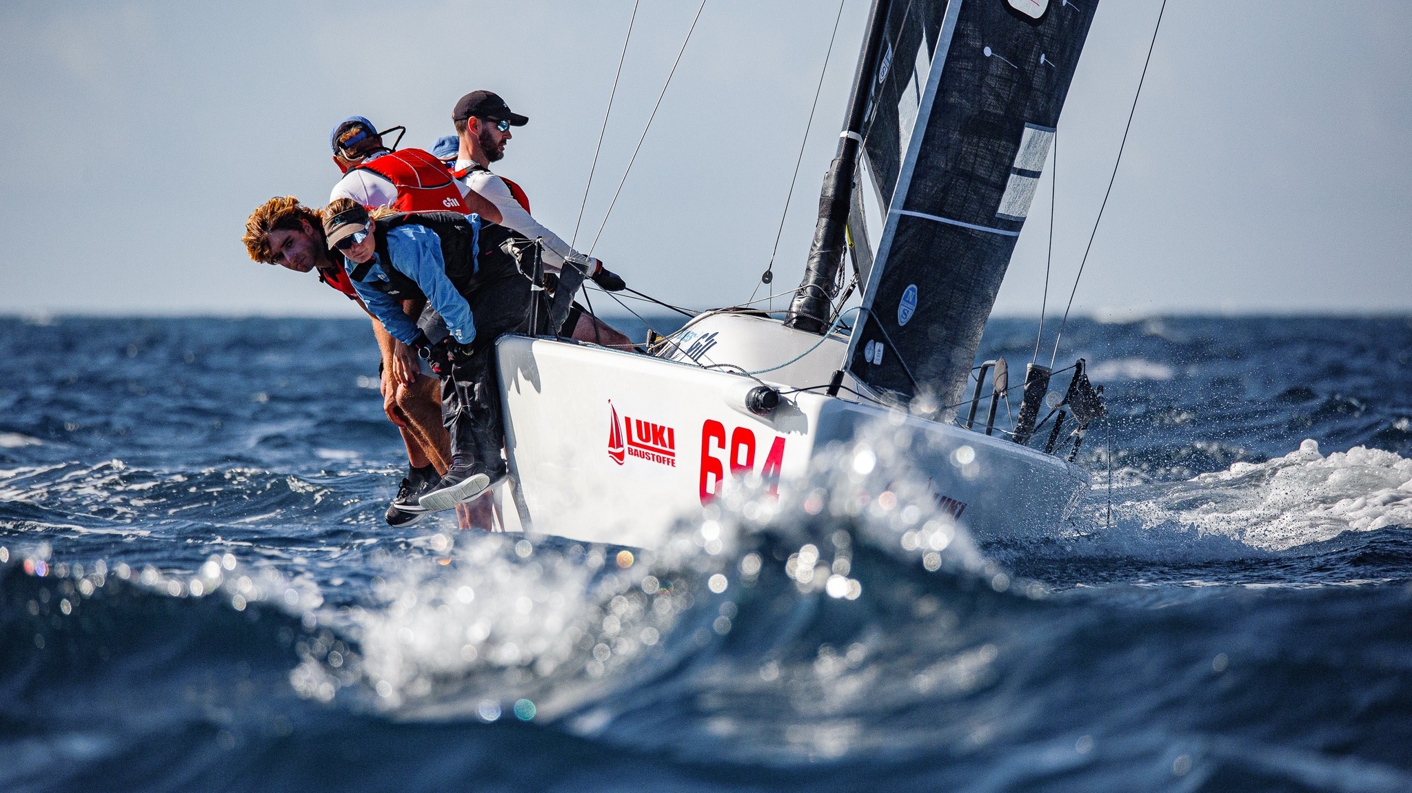 Margarida Lopes vence e lidera ranking da divisão Corintia - Vela
