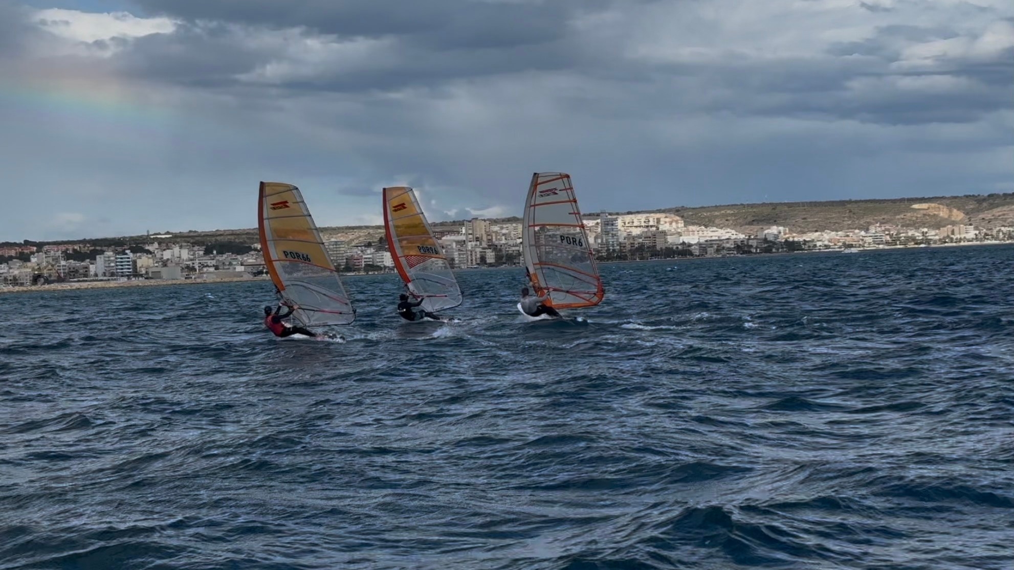 André Caires triunfa em Espanha - Vela